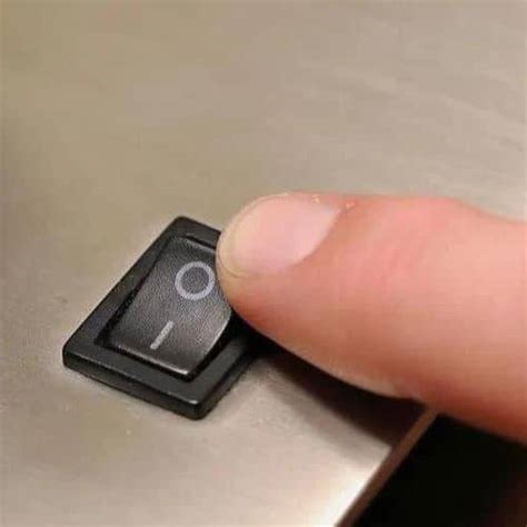 Medium Single Pole Rocker Switch Manufacturer In China WEUP