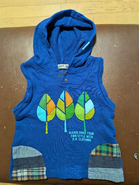 R M Clothing 木の刺繍 ベスト 105 115cm メルカリ