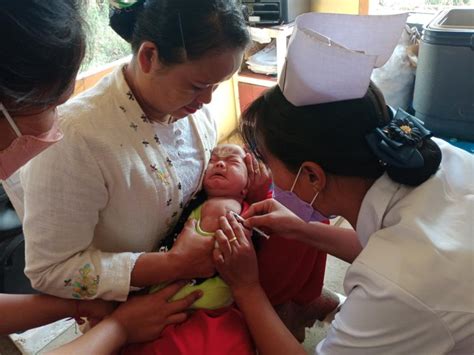 မိုင်းနောင်မြို့တွင် ကလေးငယ်များအား ပုံမှန်ကာကွယ်ဆေးထိုးခြင်း၊ တိုက်က