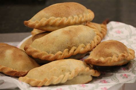 Foto De Receta Empanadas Salteñas Con Masa Casera Recipes Empanadas Recipe Beef Empanadas