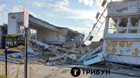 Рубіжне в мережі повідомили про приліт в будівлю автовокзалу Читайте на Ukr Net