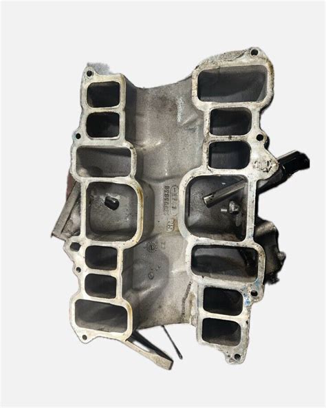 1996 1999 Chevrolet Vortec 7 4l 454 Upper Intake Manifold 12553838