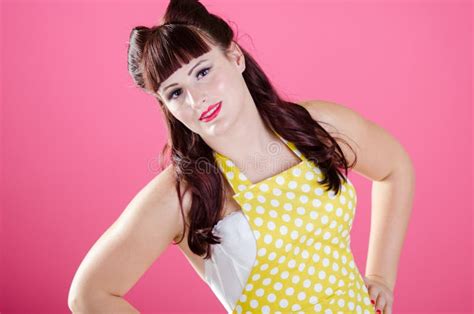 Fille De Pin Up Rousse Sexy Image Stock Image Du Vêtements Caucasien