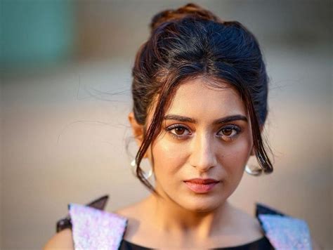 Actress Rashisingh Latest Photos Tamilstar