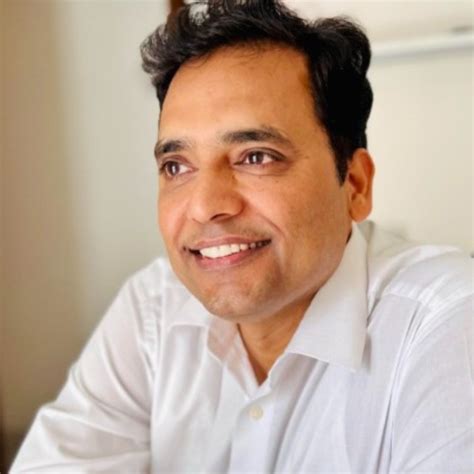 Paras Dixit Email Address And Phone Number Hostbooks Limited Zonal Head West Contact