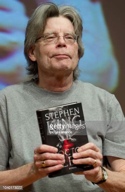 Stephen King Book Photos And Premium High Res Pictures Getty Images