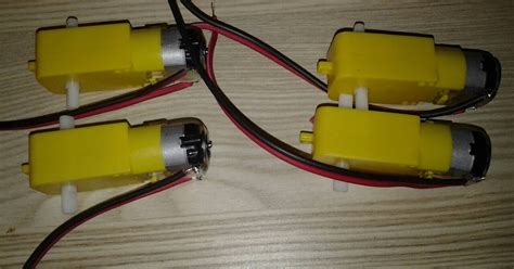 Code โปรเจค Arduino Code โปรเจค หุ่นยนต์หลบสิ่งกีดขวาง Arduino V1