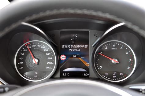 配置用料均有变化 Tc君试驾2022款奔驰v260l Thecars