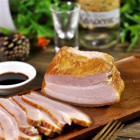 俄罗斯风味萨拉萨洛肉腌制培根五花肉熏肉即食网红俄式下酒菜包邮 虎窝淘