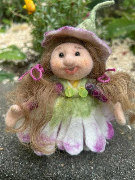 Stachelbeeri And Sommerblüte Salep