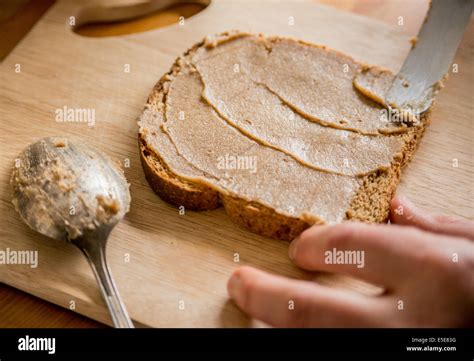 Step By Step How To Make Cinnamon Toast Stock Photo Alamy