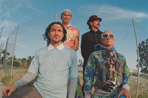 Gwiazda Pop W Coverze Cant Stop Red Hot Chili Peppers Dobrze Wypadła Eskarockpl