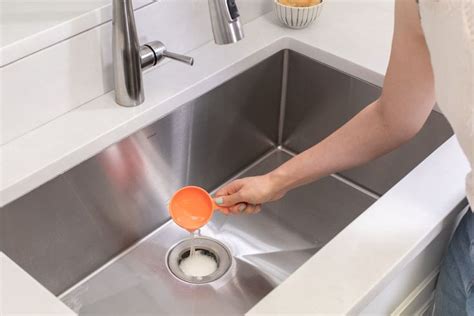 Easy Ways To Clean Your Garbage Disposal According To Plumbers Using Things You Already Have