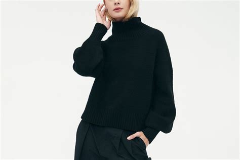 The 20 Best Turtlenecks For Women