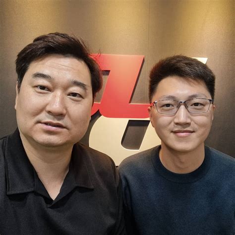 임헌수 페이지 중국 선전에서 구매대행 비즈니스하는 부라더 방문 😆 매주 목요일은 갑목빌딩