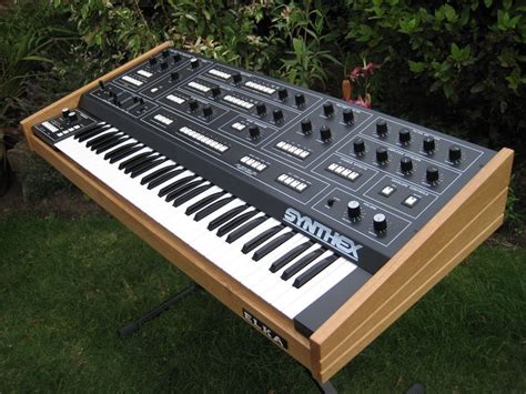 Elka Synthex Synthesizer Electronic Music Instruments Synth