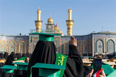 Atabenews جشن فارغ التحصیلی دانشجویان دختر عراقی در کربلا