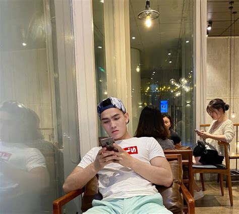 Ti Cuto Trai Vp On Twitter Hot Boy V N Ng Vi N Vn B M H Show Body I Bi N M C S P H P D N