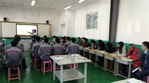 成长•前行 青岛交通职业学校师徒结对青年教师汇报课异彩纷呈