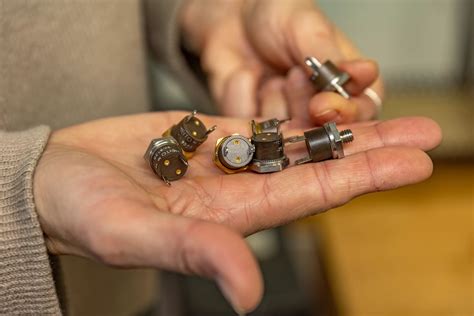 Why Choose A Bimetal Thermostat Rather Than A Conventional Temperature Sensor Heito