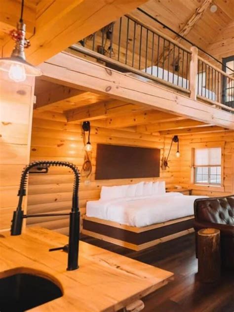 Still Wondering How To Furnish A Tree House Treehouse Furniture Ideas For Cozy Spaces