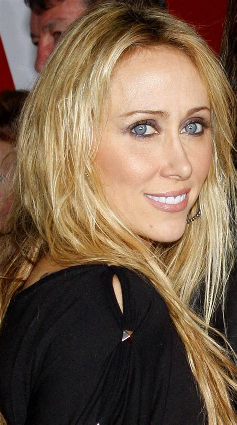 Famousnamespedia All About Tish Cyrus