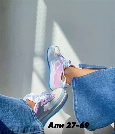 Эти Nike Air Force 1 становятся разноцветными на солнце Это те самые ...