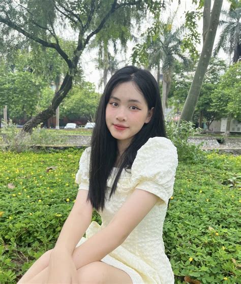 Trần Kim Yến Nữ Sinh Viết Nghiên Cứu Khoa Học Được Đăng Trên Tạp Chí