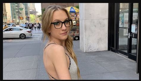 Kat Timpf And Salary Net Worth Updated 2026 Cine Net Worth