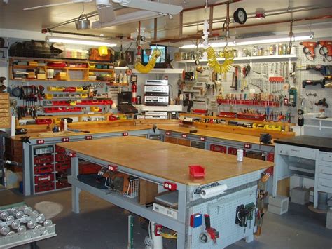Perfectly Organized Workshop I Especially Like The Electrical Options