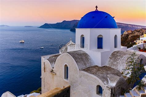 希腊圣托里尼岛oia村白屋顶的高清图片下载 正版图片503080765 摄图网