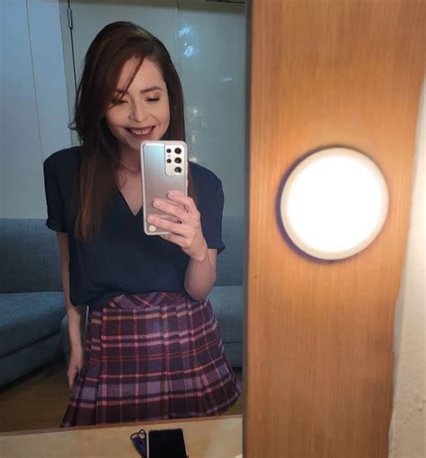 ¿quién Es Maryfer Centeno La Youtuber Experta En Lenguaje Corporal