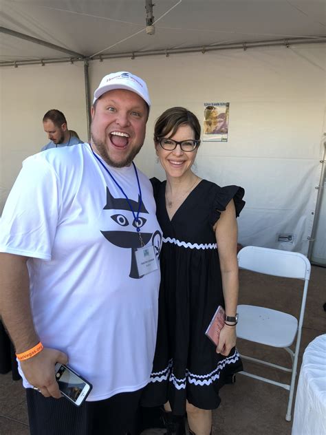 WE LOVE LISA LOEB