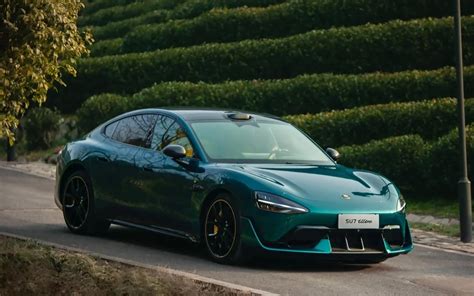 Состоялся дебют 1500 сильного электрокара Xiaomi Su7 Ultra Фото и цена