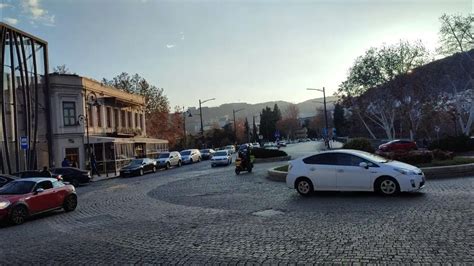 ვარანცოვის მოედანი Zaarbruken Street In Tbilisi Youtube