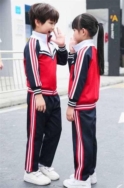 討論：假如，國貨之光「鴻星爾克」鞋服做成校服、班服，可行嗎？ 每日頭條