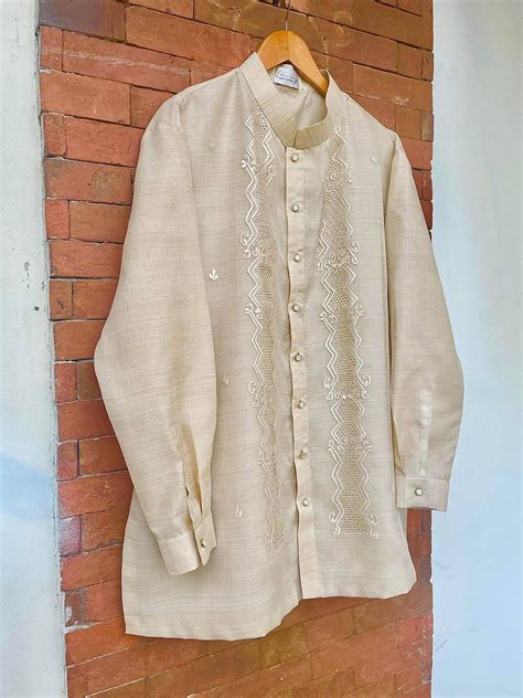 Barong Tagalog Pinya Cocoon Philippine Fabric Formal Wear Etsy Barong Tagalog Barong How