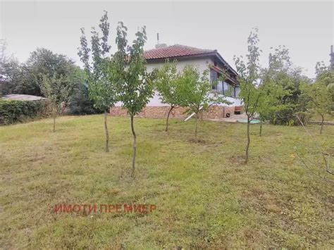 Едноетажна Къща с 3 спални обзаведена и оборудвана 32 000 € с Дъбравино Област Варна