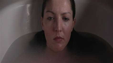 Naked Eaoifa Forward In The Snare