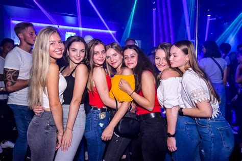 16082019 2raumclub Party Fotos Dj Leute
