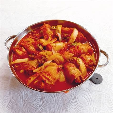 돼지고기 삼겹살김치 묵은지찜 생신 생일상 집들이메뉴