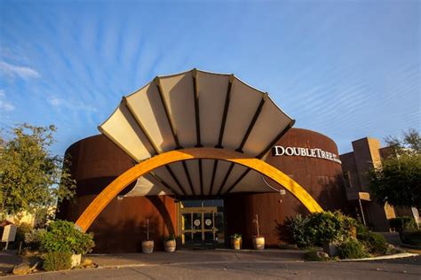 Hotels In Napa Ca Find Hotels Hilton
