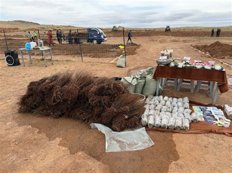 Самданнямын МӨНХЧУЛУУН Added A Самданнямын МӨНХЧУЛУУН