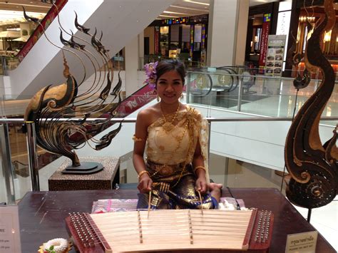 Thai Girl Thailand Greek Statue Country Girl Rural Area Country