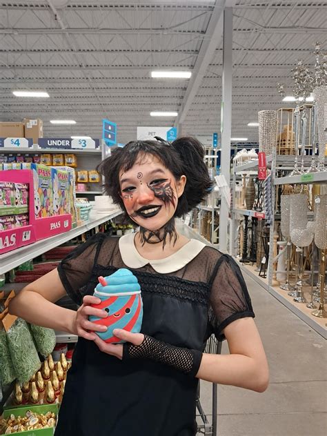 I Am Slush And This Is Mini Slush Rgothmakeup