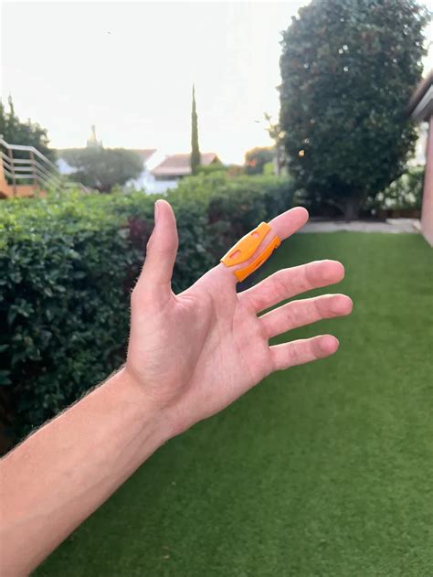 Finger Splint Brace Anatomic By Randr Makerworld Download Free 3d Models