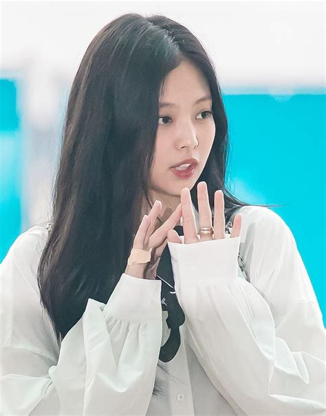 𝔽î𝕃𝕞 ૮₍ ˃ ⤙ ˂ ₎ა On X