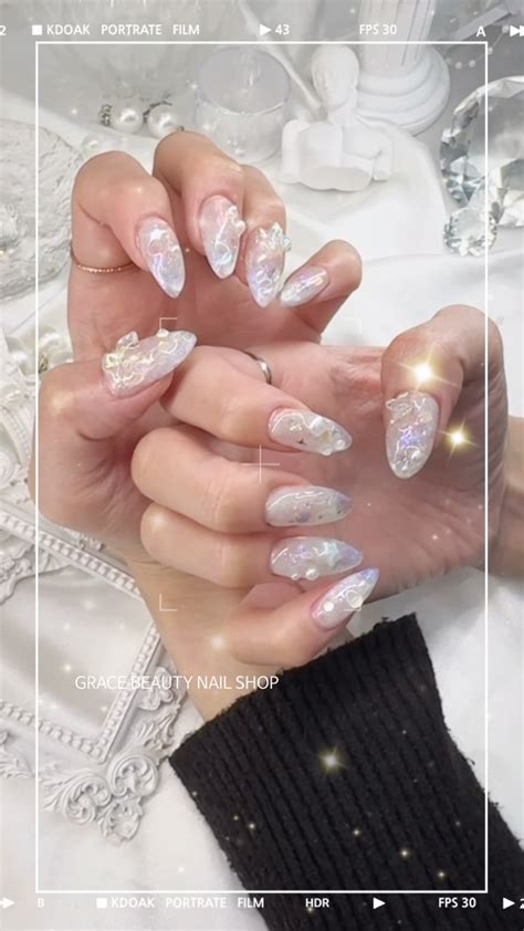 그레이스 뷰티 네일샵 ⠀ 깔끔한 화이트 프렌치 아트 ⁎ ˚ 𓂃 𓂂𓏸˚ ༘ ೀ⋆｡˚ ⠀ ⠀ ⠀ 📅예약및문의 네이버 그레이스뷰티네일샵 검색 카카오채널 Gracenail