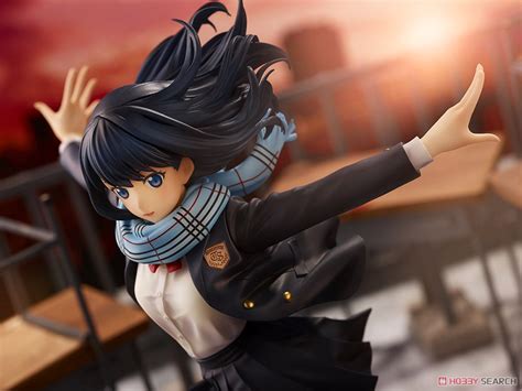 SSSS GRIDMAN 宝多六花 制服版 フィギュア 画像一覧