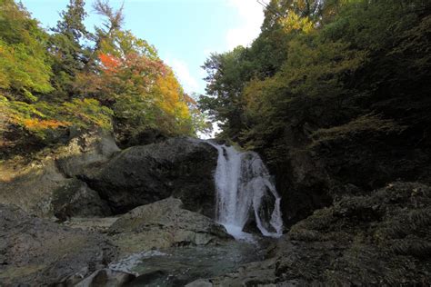 무료 이미지 록 폭포 황야 흐름 높은 가을 산등성이 물줄기 좁은 골짜기 5d 고용하다 마키 물 특징 안녕 입술 해결 5photosaday